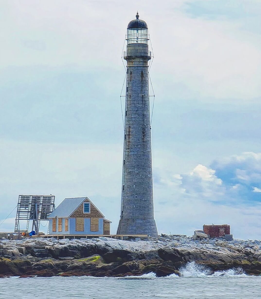 A Complete Guide to Boon Island Lighthouse, Maine (+ Photos & Video)