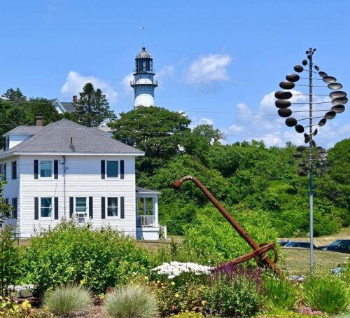 A Complete Guide to Cape Elizabeth Lighthouse (Two Lights) (+ Photos)