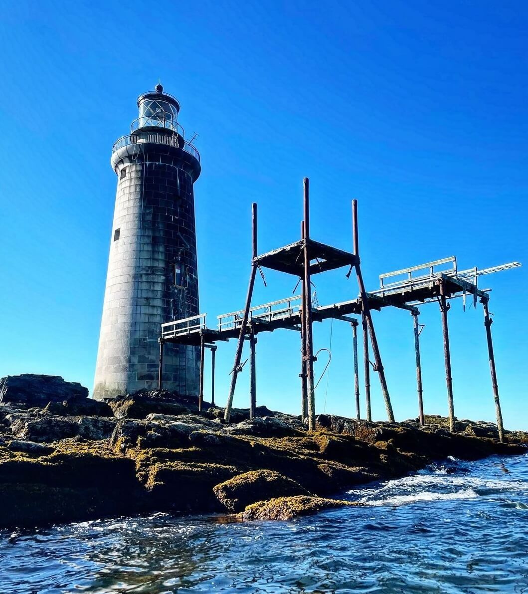 A Complete Guide to Ram Island Ledge Light (+ Photos & Video)