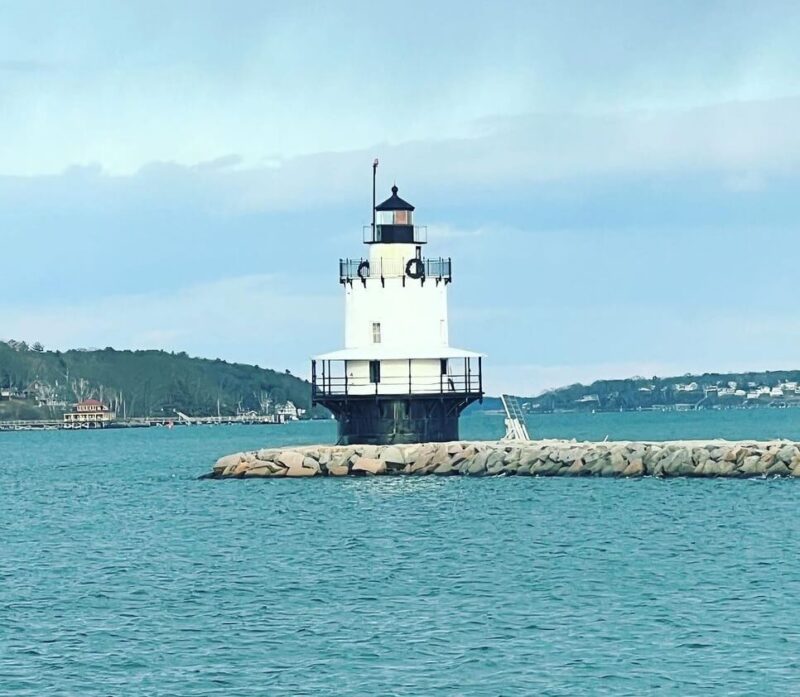 A Complete Guide to Spring Point Ledge Lighthouse (+ Photos)