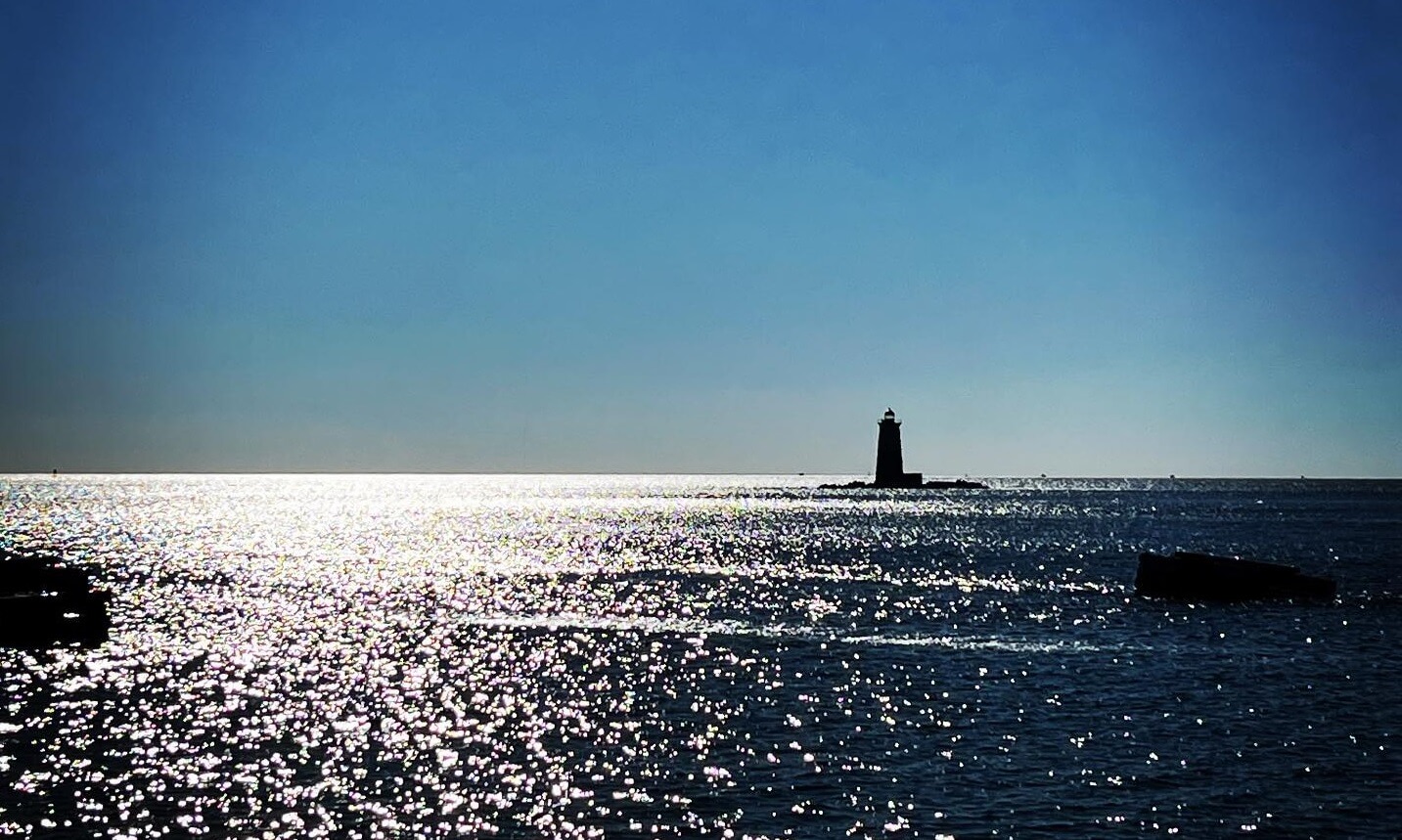 A Complete Guide to Whaleback Lighthouse, Maine (New Photos)